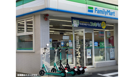 広島のコンビニで初、電動キックボード「LUUP」のポート拡大 - BCN＋R